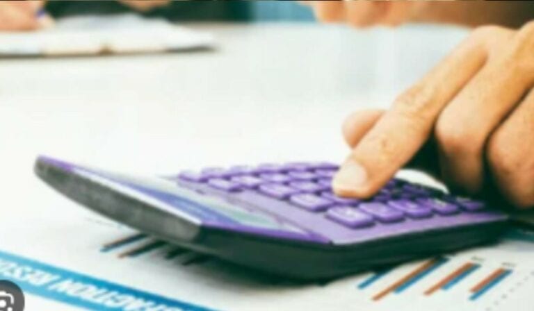 Uurloon berekenen: Bruto, netto & omrekenen naar maand of jaar