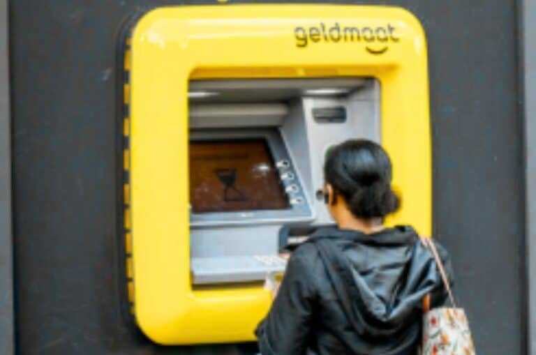 Geldmaat Gids: Vind Geldautomaten & Stortpunten