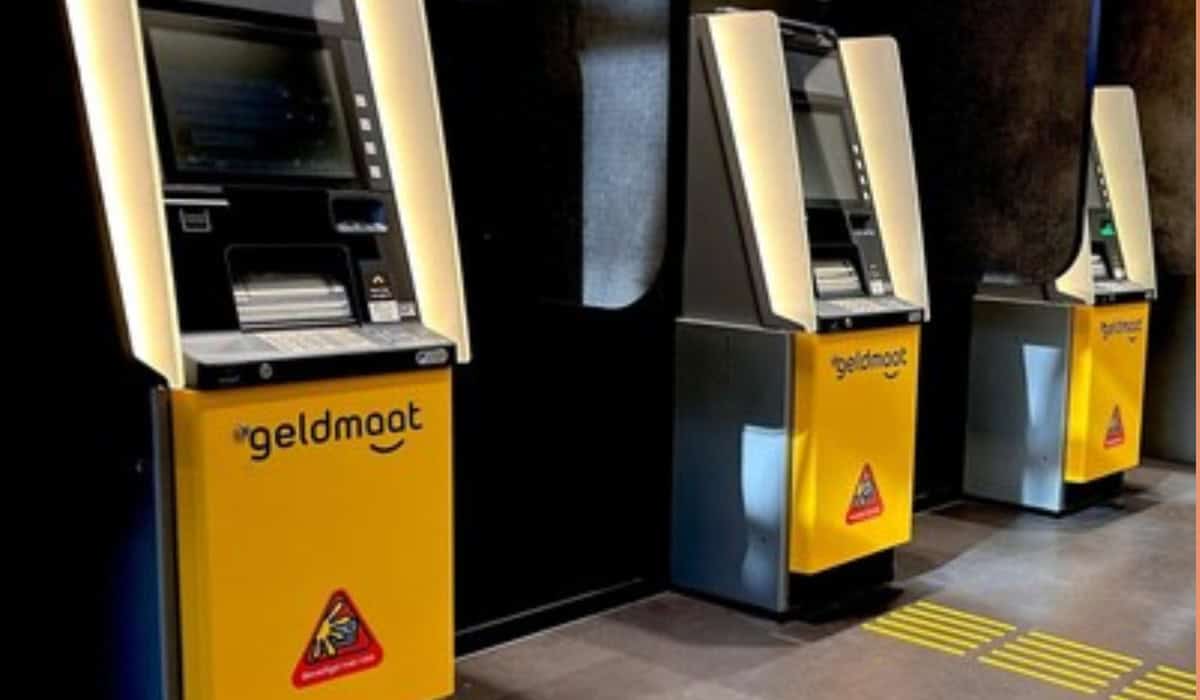 Geldmaat Nederland: Geld Opnemen & Storten